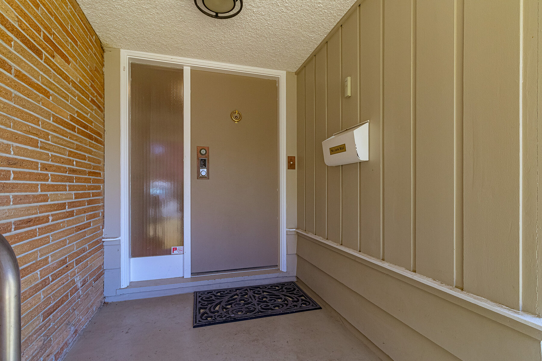 3047 Devon Rd - Multimedia Showcase