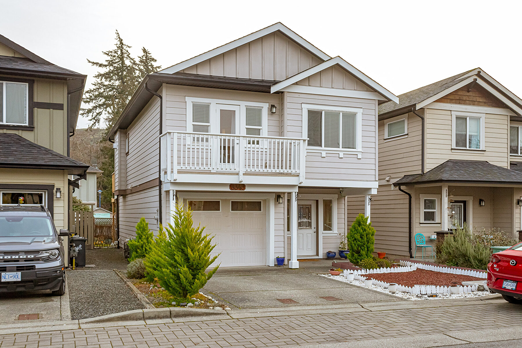 3343 Merlin Rd - Multimedia Showcase