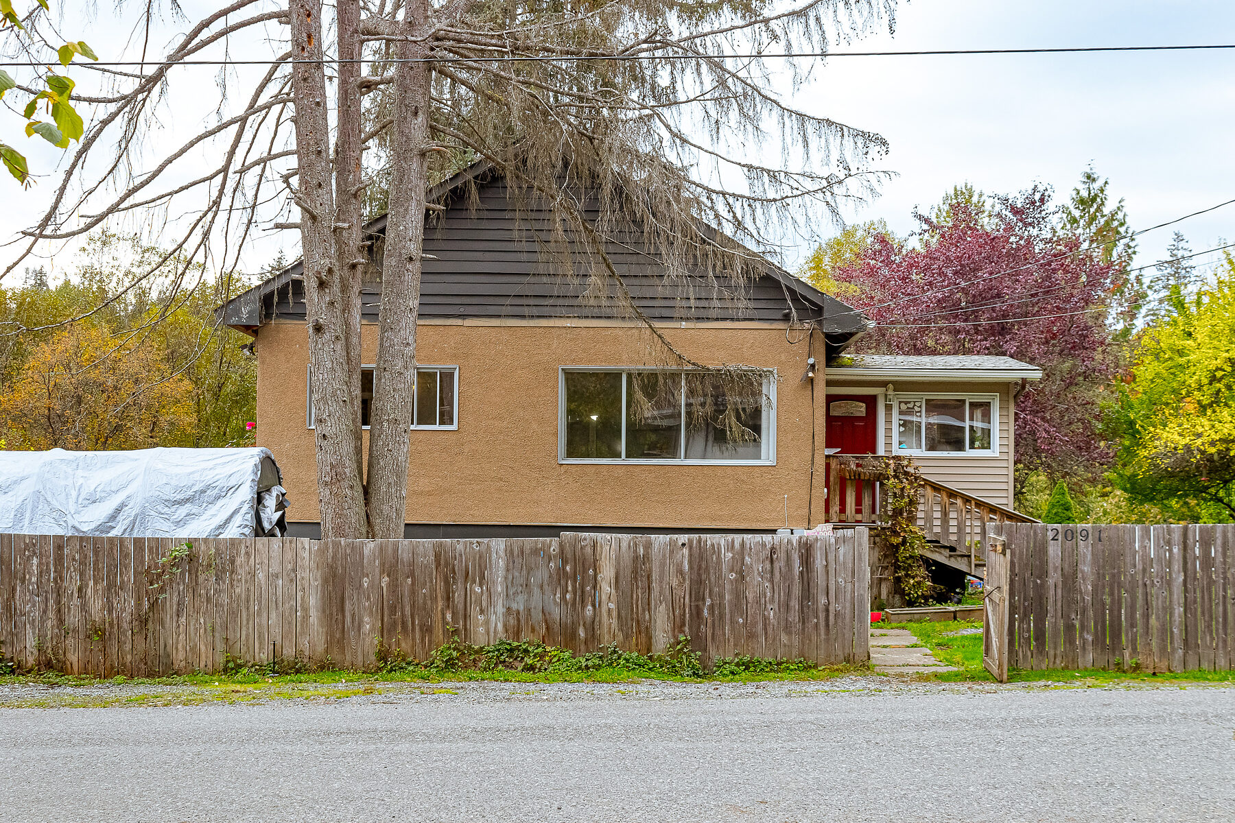 2091 Scannel Rd - Multimedia Showcase