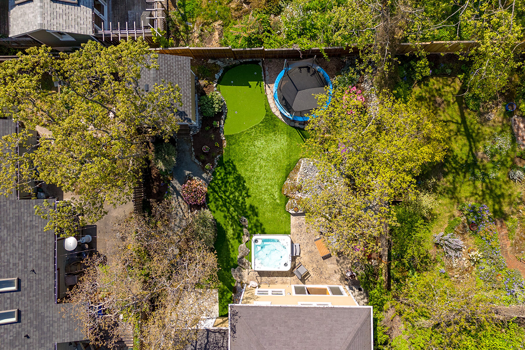 1351 Kings Rd - Multimedia Showcase