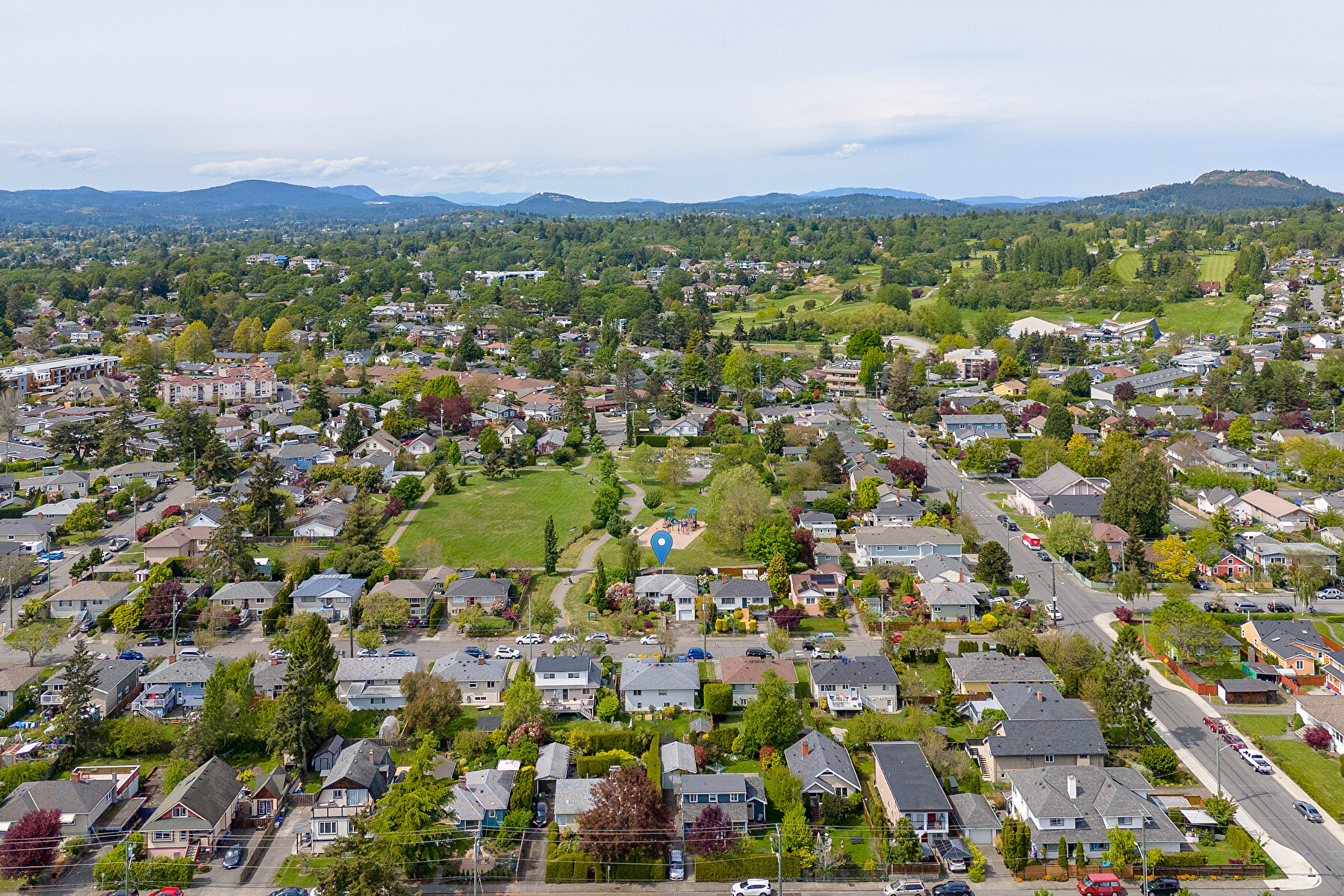 1476 Stroud Rd - Multimedia Showcase