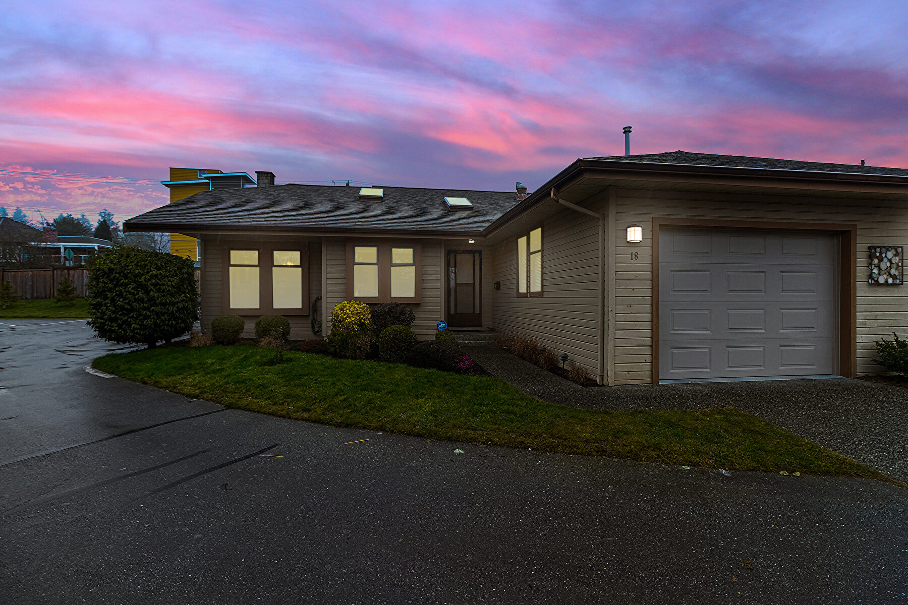 18-1144 Verdier Ave - Multimedia Showcase